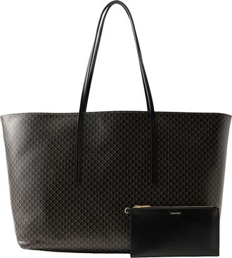 Calvin Klein Shopper