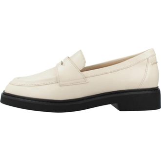 Clarks Leder Loafers mit Pr&auml;chtiger Kante - - Shoes - Damen - Beige - 36 EU