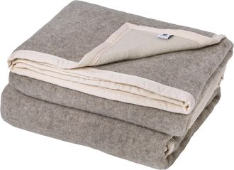 Linnea Decke, 100 % reine Schurwolle, 220 x 240 cm, Pastoralweiß