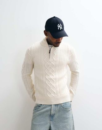 GANT Pullover aus Wollmix mit Zopfmuster und Viertelrei&szlig;verschluss in Cremewei&szlig;-Neutral