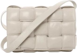 Bottega Veneta Sac bandouli&egrave;re matelass&eacute; Cassette Pre-owned - Femme - Pre-owned - Blanc - Taille: ONE Size