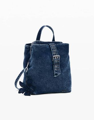 Desigual Kleiner Jeans-Rucksack in Blau mit Blumenanh&auml;nger