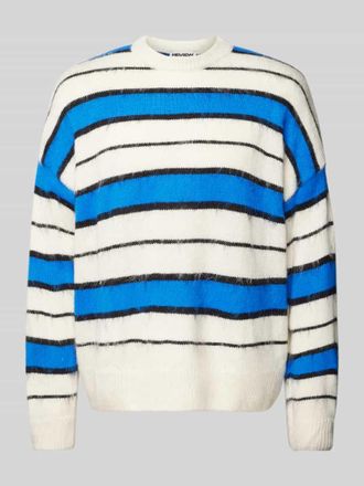 Review Strickpullover mit Rundhalsausschnitt