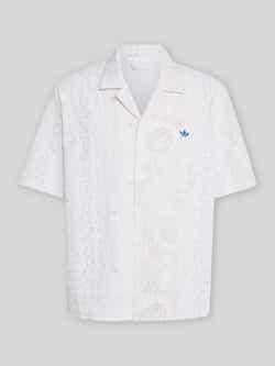 adidas Originals Relaxed Fit Freizeithemd aus Seersucker mit Logo-Applikation