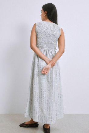 Next Maxikleid Gerafftes Maxikleid mit V-Ausschnitt (1-tlg)