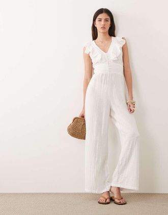 Wednesday's Girl Jumpsuit in Wei&szlig; mit R&uuml;schenborte
