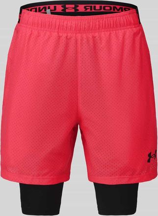 Under Armour Relaxed Fit Sportshorts im Double-Layer-Look