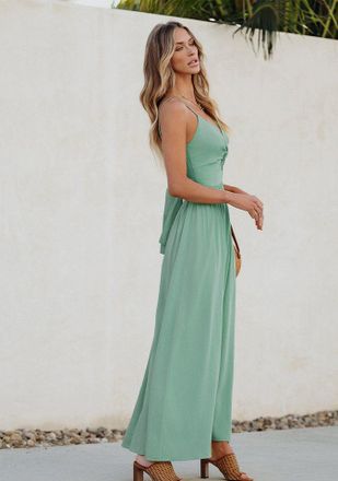 Cupshe Maxikleid &Auml;rmelloses mit V-Ausschnitt und Spaghettitr&auml;gern aus Viskose