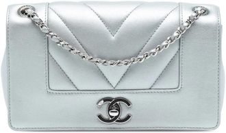 Chanel Hobo Bags - Mini Quilted Chevron Sheepskin Mademoiselle Vintag - Gr. unisize - in Silber - f&uuml;r Damen
