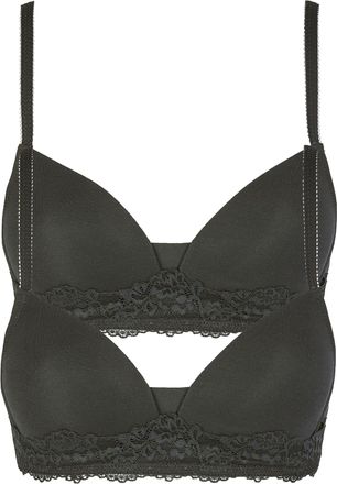 Nina Von C. BH Romance
