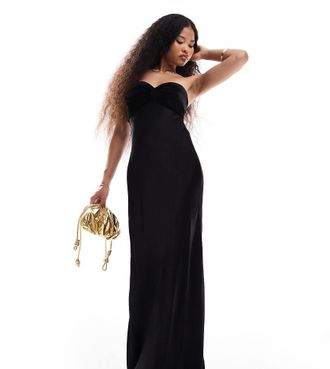 Forever New Robe longue en velours et satin avec dos bénitier - Noir