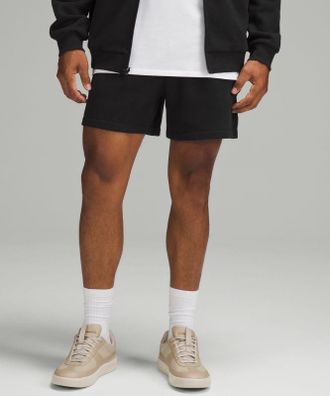 lululemon Steady State Shorts im Classic Fit f&uuml;r M&auml;nner - 13 cm - Gr&ouml;&szlig;e 2XL in Black