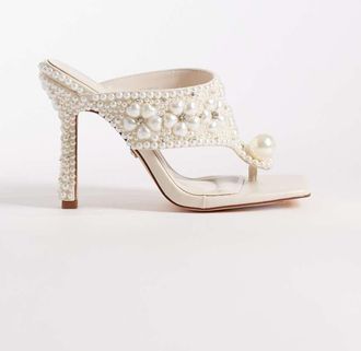 Azalea Wang Azalea Wang - Ellaruth - Sandales &agrave; talon et entre-doigt orn&eacute;es de perles - Ivoire-Blanc