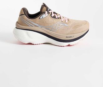 Saucony Hurricane 26 Sneaker in Hellbraun
