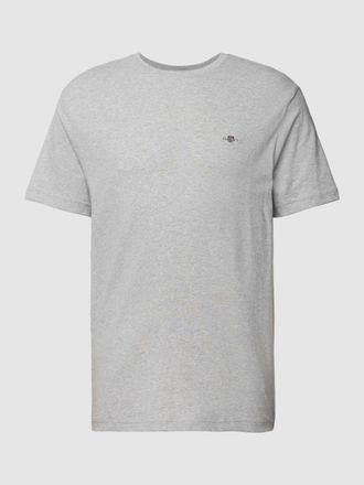 GANT Regular Fit T-Shirt mit Label-Stitching Modell SHIELD