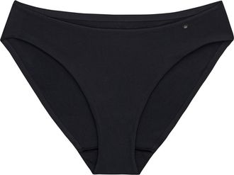 Triumph Tai-Slip Body Make-Up Essentials