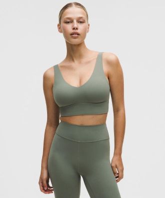 lululemon Focuser BH mit V-Ausschnitt Leichter Halt f&uuml;r C/D-Cups f&uuml;r Frauen - Gr&ouml;&szlig;e 2XS in Willow Leaf