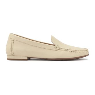 Kazar Slip-on Mokassins mit traditioneller Naht.Dieses Produkt f&auml;llt gro&szlig; aus. - - Shoes - Damen - Beige - 35 EU