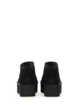 UGG Boots - Black
