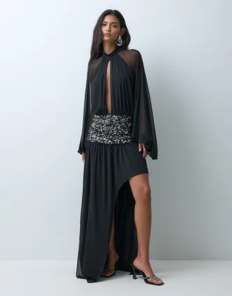 Asos robe longue asym&eacute;trique en tulle style blouson avec grande ouverture en goutte et bande &agrave; sequins noire
