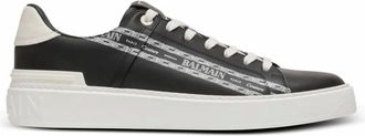 Balmain Baskets en cuir de veau imprim&eacute; B-Court - Homme - Chaussures - Noir - Taille: 46 EU