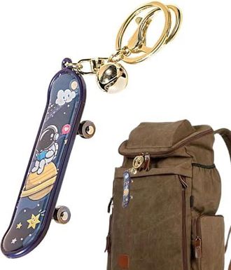 Generic Porte-cl&eacute;s skateboard - 9 x 2,5 cm en PVC, plan&egrave;te astronaute, mini porte-cl&eacute;s | Parfait pour sac &agrave; dos, sac &agrave; main, d&eacute;coration, cadeau, amateur de pa