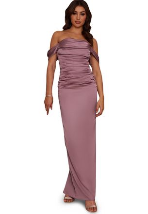 Chi Chi London Damen Bardot Brautjungfern-Maxikleid aus Satin, gerüscht, Lila Kleid, Flieder, 42