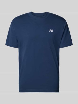 New Balance T-Shirt mit Logo und Rundhalsausschnitt