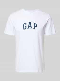 GAP T-Shirt mit Logo-Patch und Rundhalsausschnitt