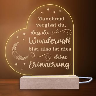 Indigos UG LED Nachttischlampe - Herz links - Spruch 1 - Schwester, Liebe, Familie - Herz mit Spruch - Nachtlicht - 3D-LED-Lampe - Geschenk, Geburtstag, Weihnach