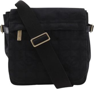 Chanel Pre-owned Sac bandouli&egrave;re en toile nylon New Travel Line - Femme - Pre-owned - Noir - Taille: ONE Size