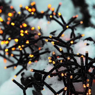 Hellum LED Lichterkette außen Cluster, 15,98m 800 LED Cluster Lichterkette warmweiß mit Timer, Strombetrieben indoor & outdoor, Weihnachtsbaumbeleuchtung mit