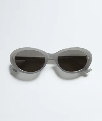 Bottega Veneta Lunettes de soleil ovales Classic - Gris - Unisex - Unisex