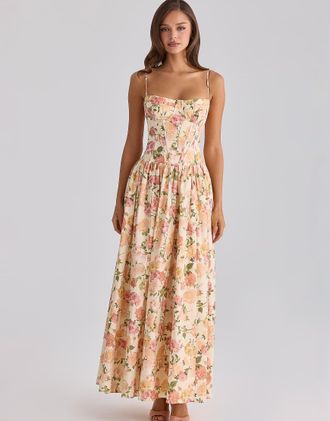 House of CB Rona - Maxikleid aus Baumwolle mit warmem Rosenmuster-Wei&szlig;