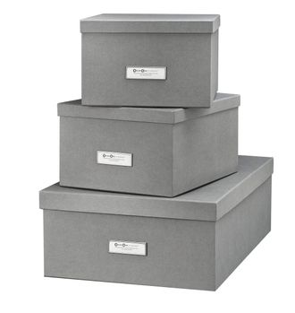 Bigso Box of Sweden BIGSO INGE 3er-Set Aufbewahrungsboxen f&uuml;r das Schlaf-, Kinder-, Arbeits- oder Badezimmer - stapelbare Ordnungsbox mit Deckel - Aufbewahrungskisten aus