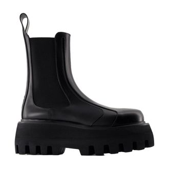 Alexander McQueen Womens Calfskin Leather Combat Boot Black