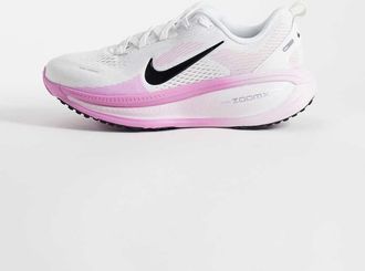 Nike Vomero 18 baskets blanches et roses