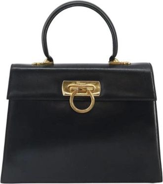 Ferragamo Sac port&eacute; main convertible Pre-owned - Femme - Pre-owned - Noir - Taille: ONE Size