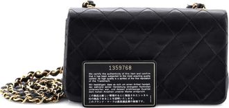 Chanel Full Flap Bag Quilted Lambskin Mini shoulder bag - Noir