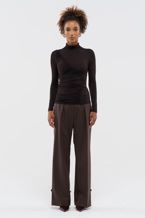 Benu Braune geraffte Rollkragenbluse