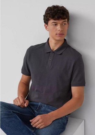 s.Oliver Poloshirt Poloshirt Kragen, Knopfleiste, Logo-Stickerei