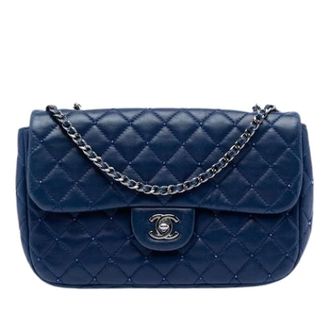 Chanel Sac bandouli&egrave;re matelass&eacute; en agneau orn&eacute; de perles Pre-owned - Femme - Pre-owned - Bleu - Taille: ONE Size