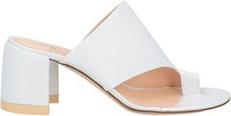 AGL CHAUSSURES - Tongs sur YOOX.COM