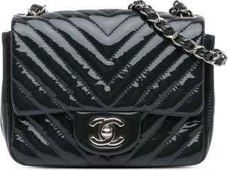 Chanel Hobo Bags - Mini Square Classic Chevron Patent Single Flap - Gr. unisize - in Blau - f&uuml;r Damen
