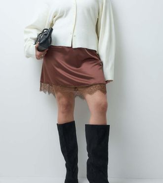Asos Curve Contessa Stiefel mit konischem Absatz und Schaft in Slouch-Optik in Schwarz aus Velourslederimitat