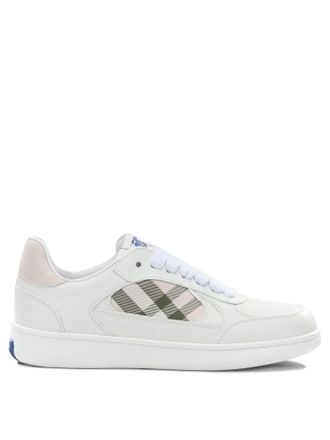 Burberry Baskets et slip-on Burberry