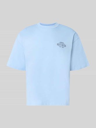 Review Regular Fit T-Shirt aus reiner Baumwolle mit r&uuml;ckseitigem Print