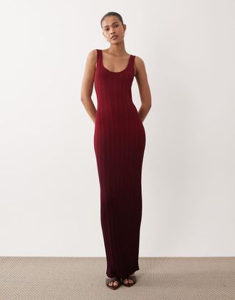 SNDYS &Auml;rmelloses Bodycon-Maxikleid aus Rippstrick in Pflaume mit Farbverlauf und U-Ausschnitt-Lila