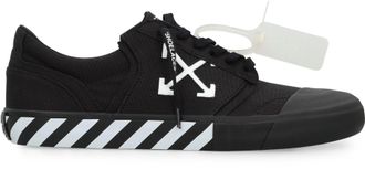 Off-white Mens Low-Top Sneakers With Arrows Detail Black Cotton Trainers