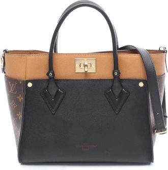 Louis Vuitton 2021-2025 Monogram On My Side MM satchel - Schwarz